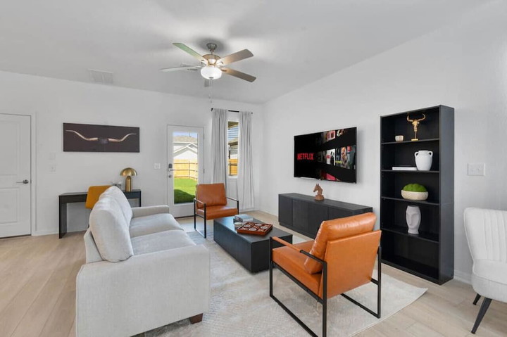 Spacious Se Austin Retreat - Near F1, Tesla, Cota, Abia - Perfect For Groups - Cedar Creek, TX
