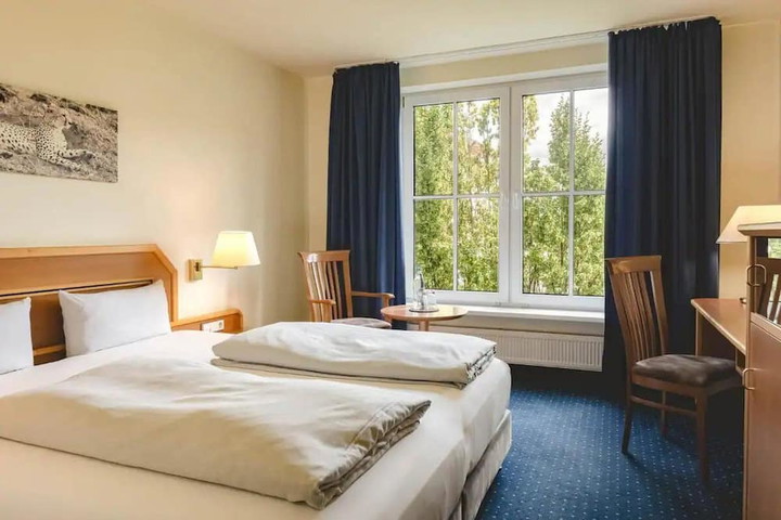 Scenic Lake Sorpe Stay With Wellness & Bowling Fun - Sundern
