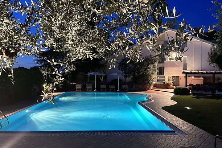 Magnifique Maison De Vacances Privée Avec Wifi, Climatisation, Sauna, Piscine Privée, Tv, Patio - Santarcangelo di Romagna
