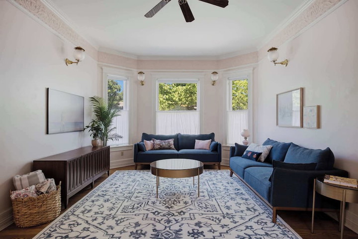 Porter House Victorian | Hot Tub & King Suite - Greeley, CO