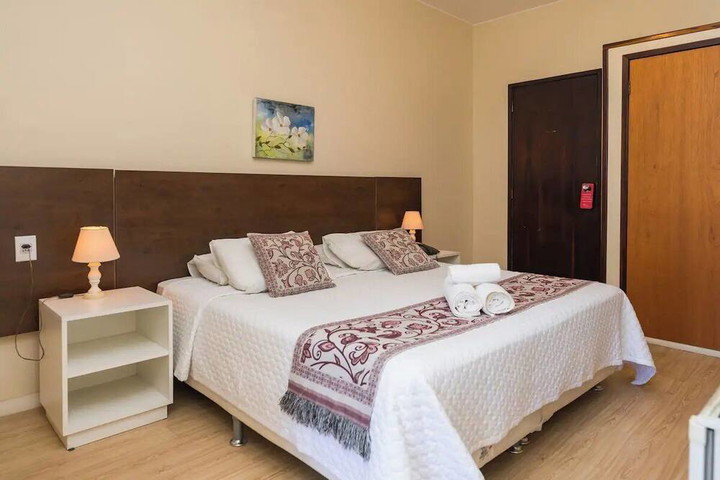 Superior Room L Near Nova Friburgos Country Club - 0.6 Miles Away - Nova Friburgo