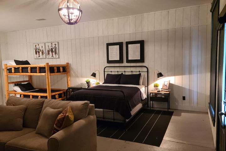 Cozy Studio - Alton, MO