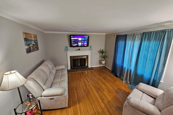 Gorgeous Model Single Family Home, Fully Renovated And Ready For You. - Newport News, VA