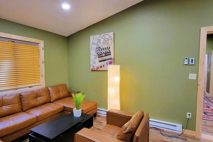 H4 - Three-bedroom Apartment - Saranac Lake, NY