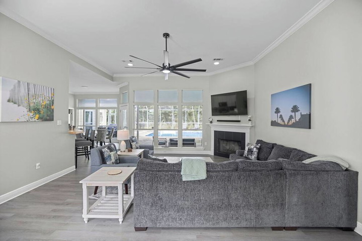 Family-friendly With Game Room & Screened-in Pool - Hammond, LA