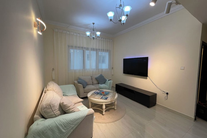 1-bedroom Apartment With Ac, Wifi Inclosed To Beach Alkhan And Dubai - Sharjah