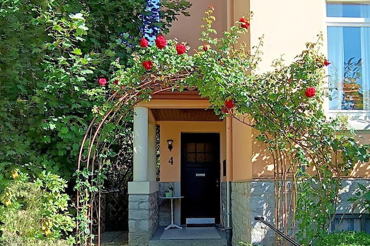 Ferienwohnung Kossinna - Ferienwohnung Mit 2 Schlafräumen Und 2 Balkonen - Horn-Bad Meinberg