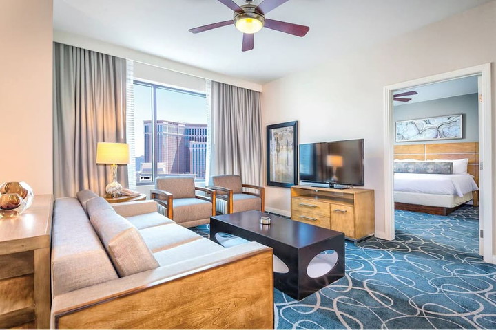 1bed/1bath - Deluxe Unit In Gorgeous Desert Blue Resort In Las Vegas! - Henderson, NV
