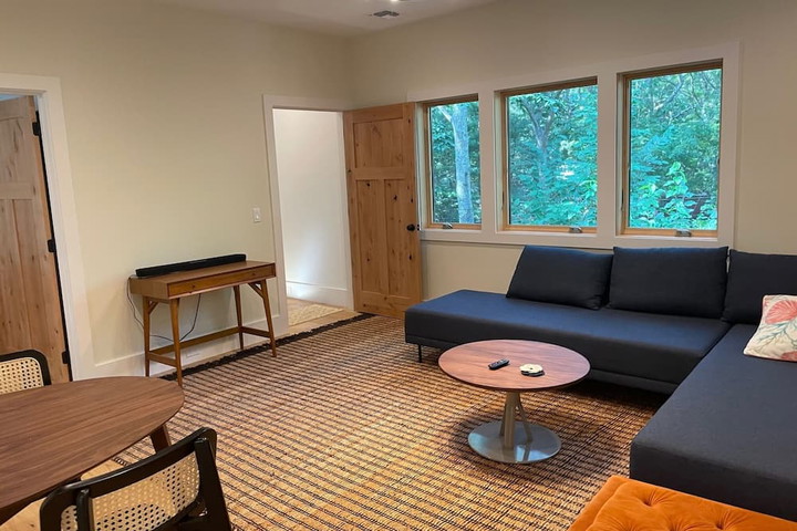 New And Modern Bridgehampton Accommodations - The Hamptons, NY