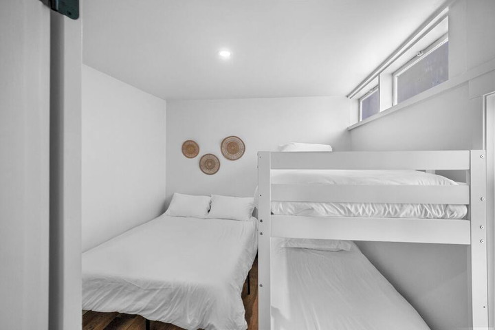 Unit 1- Arbutus Suite-suite-baño Privado-suite-vista A La Calle - Lake Cowichan