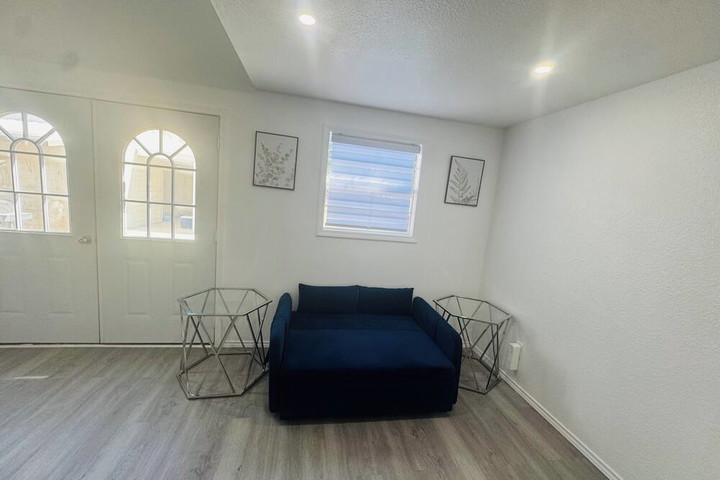 Los Pinitos Charming 1-bedroom Cottage - Midland, TX