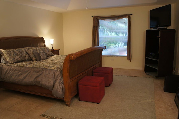 Villa Salva, Your Home Away From Home! - Cape Coral, FL
