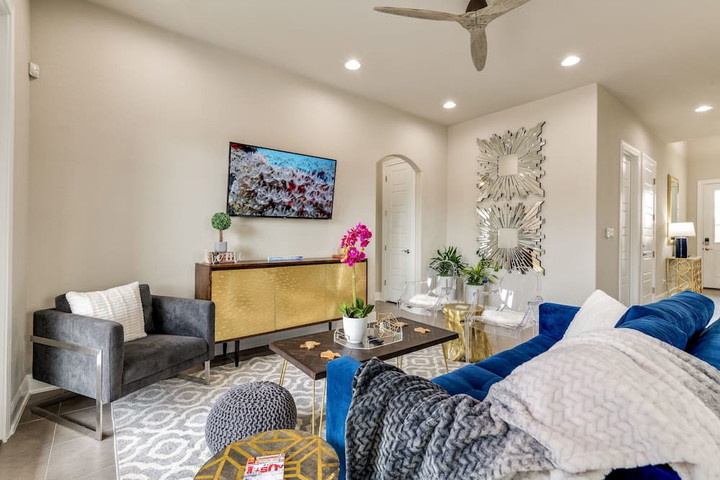 Stay At Jake's Kalahari! Brand New House! - Georgetown, TX