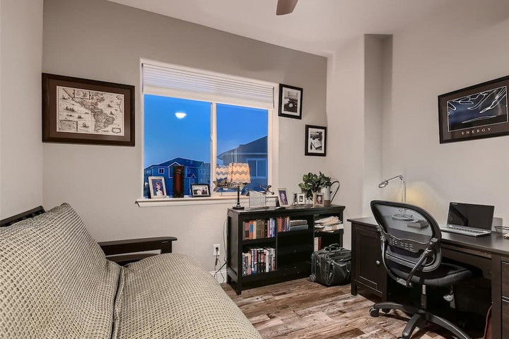 Modern 2 Bedroom Condo - Thornton, CO