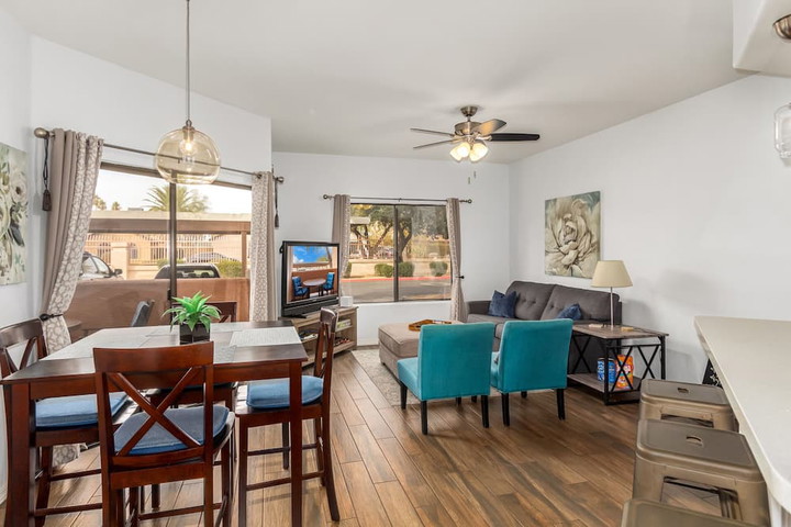 2 King Beds, Ground Floor - Heated Pool & Gas Grill! Cardinals Stadium! - Avondale, AZ