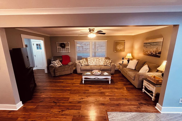 Renovated Ranch Home, 10 Mins From Lee University-25 Mins To Chattanooga Airport - Cleveland, TN