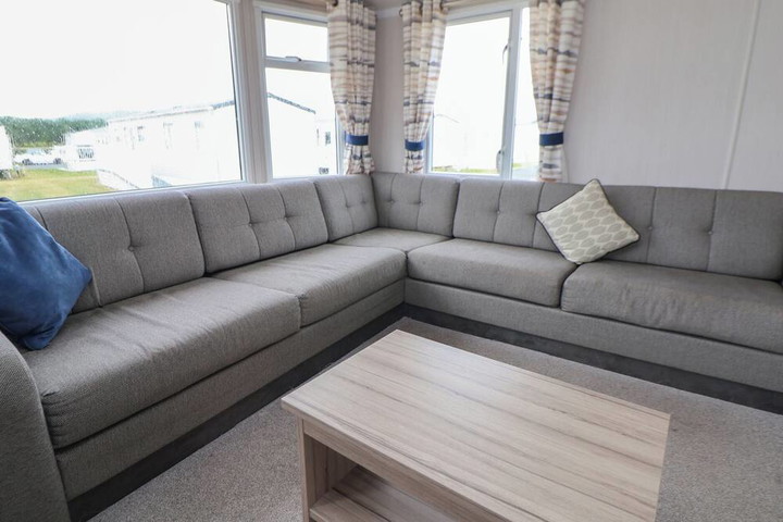 Caravan B8, Pet Friendly, Country Holiday Cottage, With Pool In Towyn - Towyn