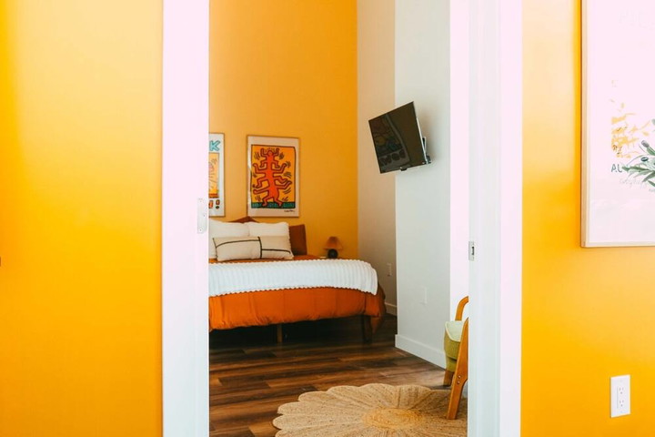 *Penthouse* - Luxe Stay With Views - Free Parking - Halifax