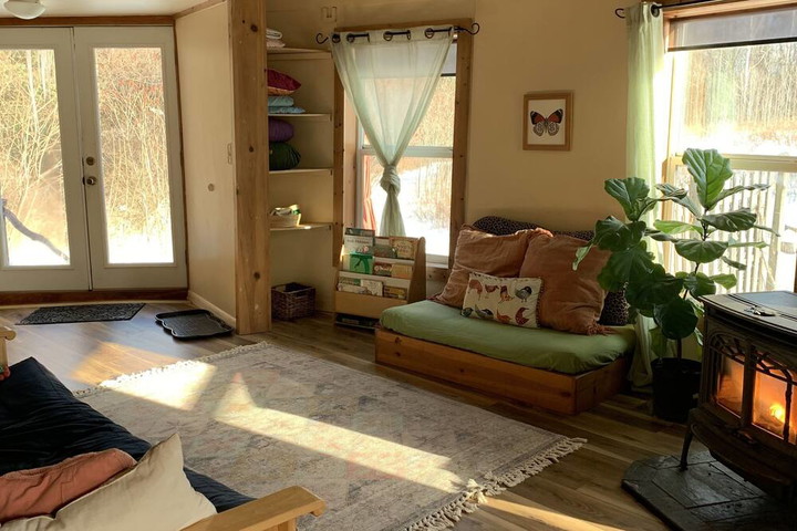 Yourte Confortable Et Unique Entourée De Cascades - Finger Lakes, NY