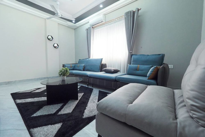 Cozy 2-bedroom Apartment With Wifi, Ac & Stunning View In Achimota, Kings View - Accra