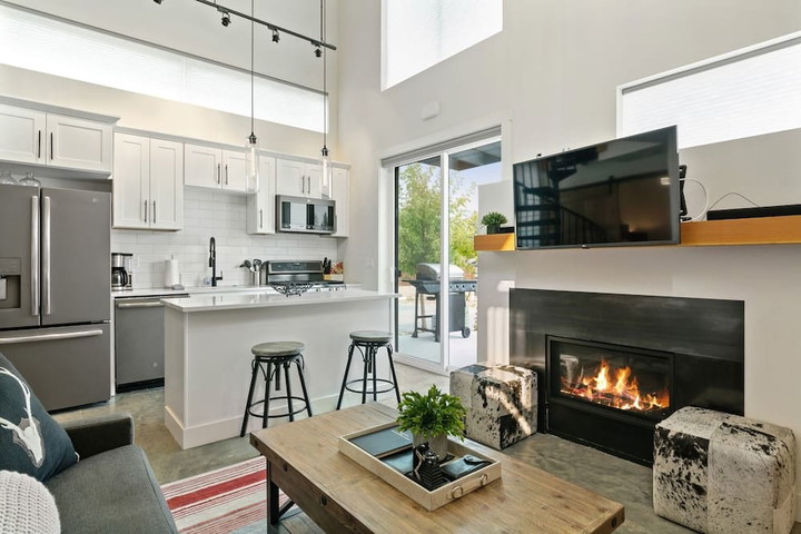 Private Patio | Fireplace | Dogs Welcome - Whitefish, MT