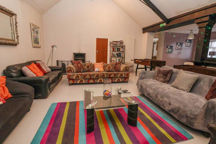Ship Inn, Pet Friendly, Character Holiday Cottage In Old Colwyn - Colwyn Bay