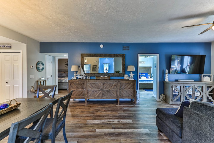 Waterfront Sleeps 6 W/private Boat Dock And Heated Pool. - Crystal River, FL