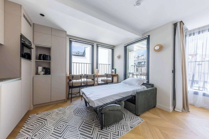Opera - Apt. Communicant 2 Chambres / 2 Salons - Nanterre