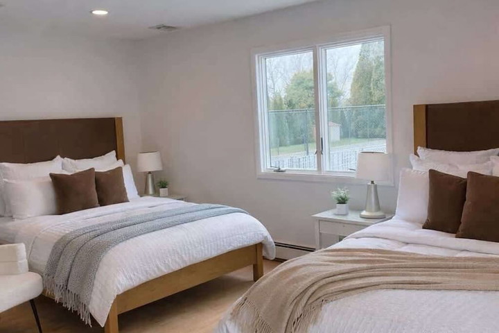 Luxury B&b: Pool, Tennis, Free Local Rides - The Hamptons, NY