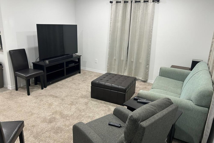 Enjoy Easy Access To Everything In The Florida Panhandle. - Crestview, FL