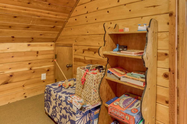 Cozy Pine Interior Home In The Heart Of Government Camp - Mount Hood, OR
