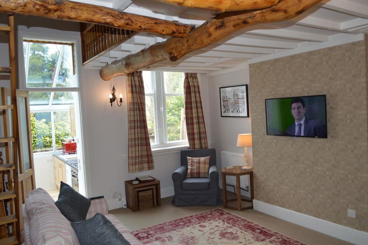 Large Victorian Country House In The Heart Of The Peak District With 22 Bedrooms - Hope Valley