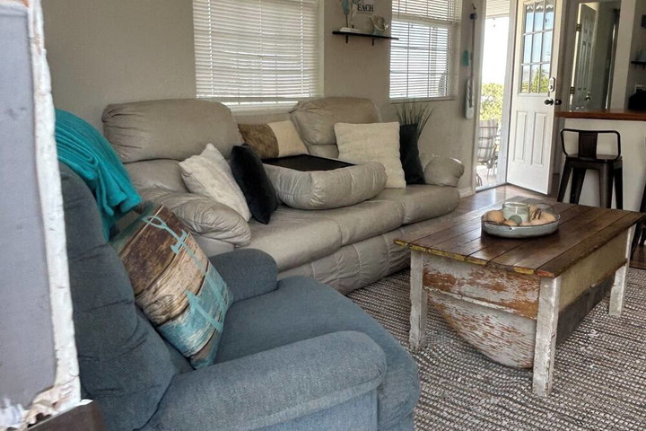 Beautiful 2-bedroom Cozy Getaway Beachside With Outdoor Patio And Lake Toys - Truth or Consequences, NM