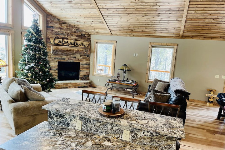 Gorgeous Secluded Cabin; Hot Tub; Mtn Views Pikes Peak On 5 Acres; Hiking Trail - Fairplay, CO