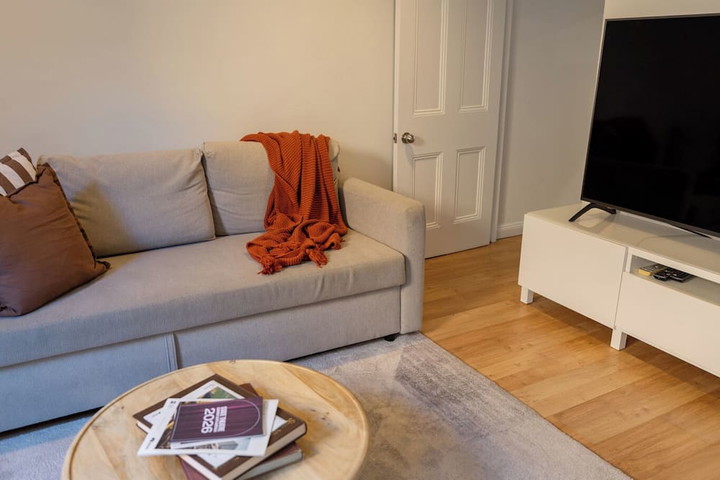 Cbd Living In A Restored Heritage Cottage - Adelaide