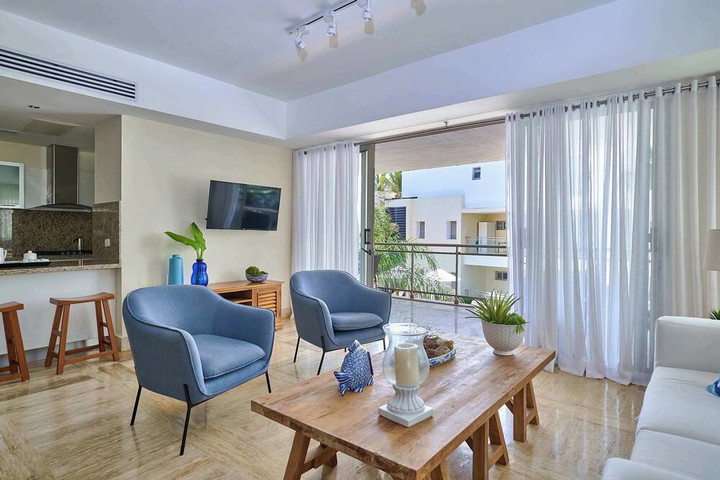 Oceanfront Superior Condo With Pool In Punta Cana - Punta Cana