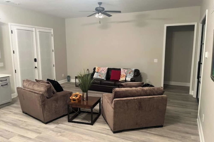 Charming 2-bedroom Downstairs Apartment With Ac, Wifi In Delightful Dawsonville - Dawsonville, GA