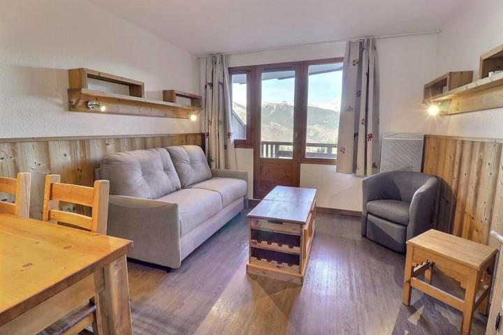10m From Ski Slopes, 5th Floor, Balcony, Ski Locker, 31m², La Tania - Courchevel