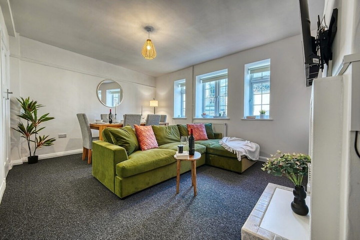 Prime Location I Comfortable Spacious - Cirencester
