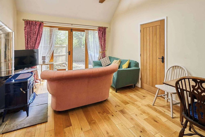 Host & Stay | The Tiled Cottage - Dymchurch
