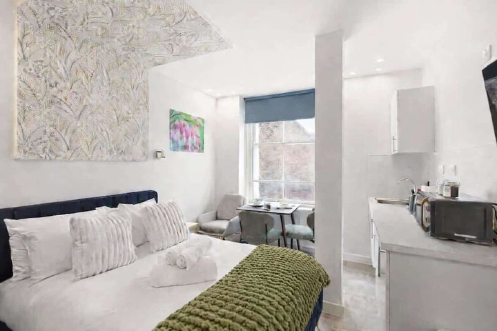 Stylish Apartment Ideal For Contractors & Couples - Fareham