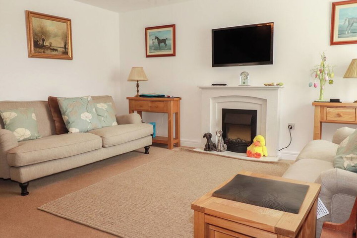 Treveline, Pet Friendly, Country Holiday Cottage In St Mabyn - Port Isaac