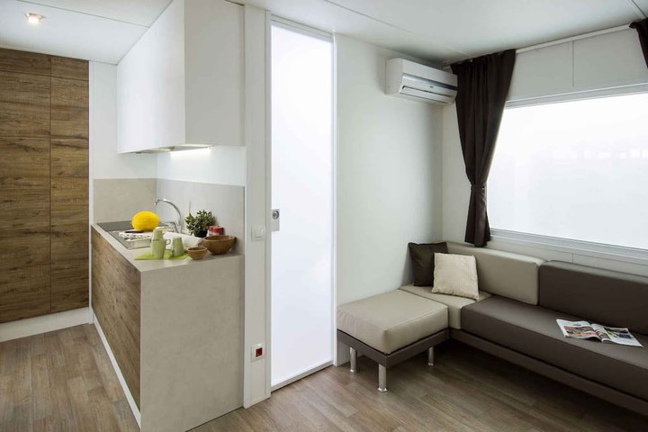 Mobil-home Avec Climatisation Et Piscine - Ligurie