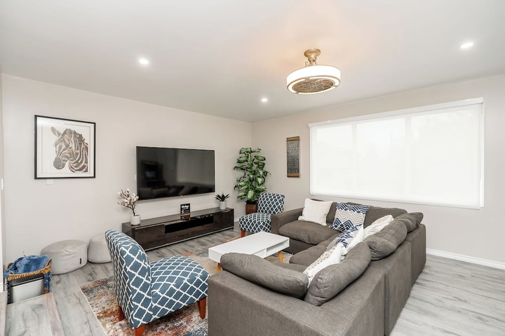 Rancher Moderne 3 Chambres Avec Clim Et Wifi à Chilliwack - Chilliwack