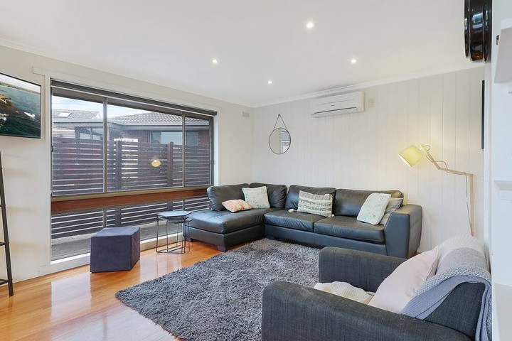 Central Point - Centrally Located - Port Fairy