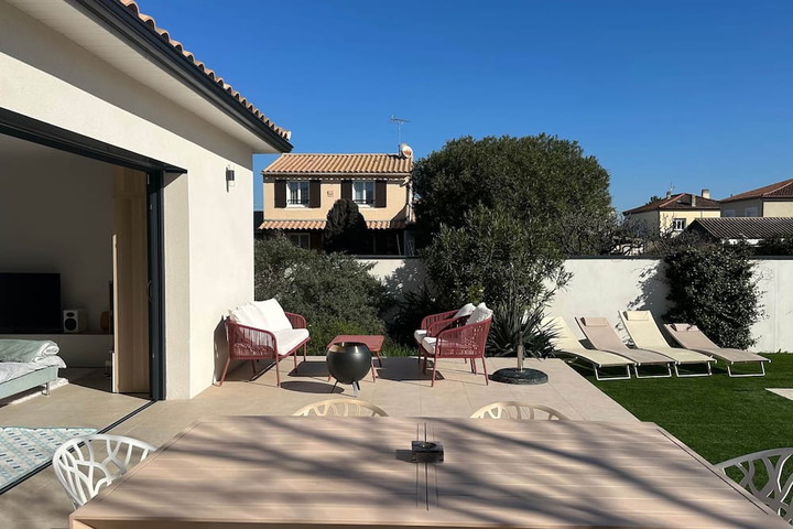 Casa Del Sol - Quiet With Heated Pool - Arlés