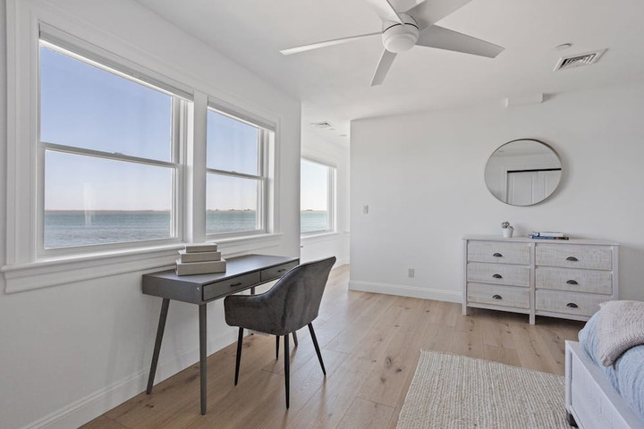 Exclusive Bayfront Oasis Awaits You In East Quogue - Suffolk County, NY