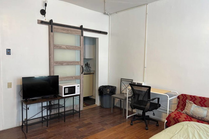 1bedroom Apt Across From Temple Hospital - Pennsylvania