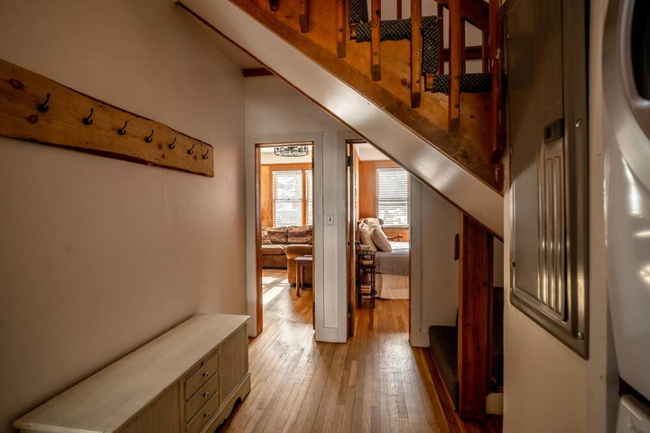Yellow Pine Schroon Lake Lodge Private Beach Sleeps 18 Schroon Lake, Ny - Schroon Lake, NY