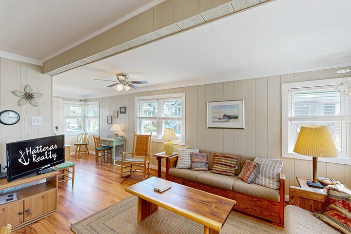 Sea View 44: Dog-friendly, 2 Rows From Ocean W/pool - Outer Banks, NC